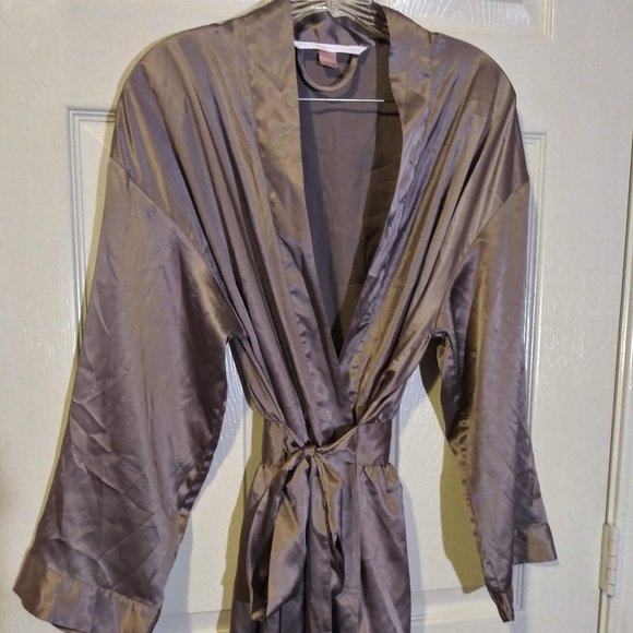 Victoria's Secret | Other | Victoria Secret Silk Robe | Poshmark